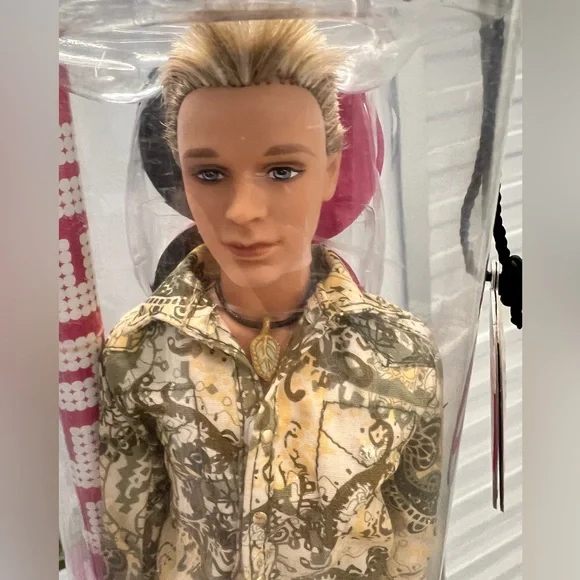 Blaine Barbie